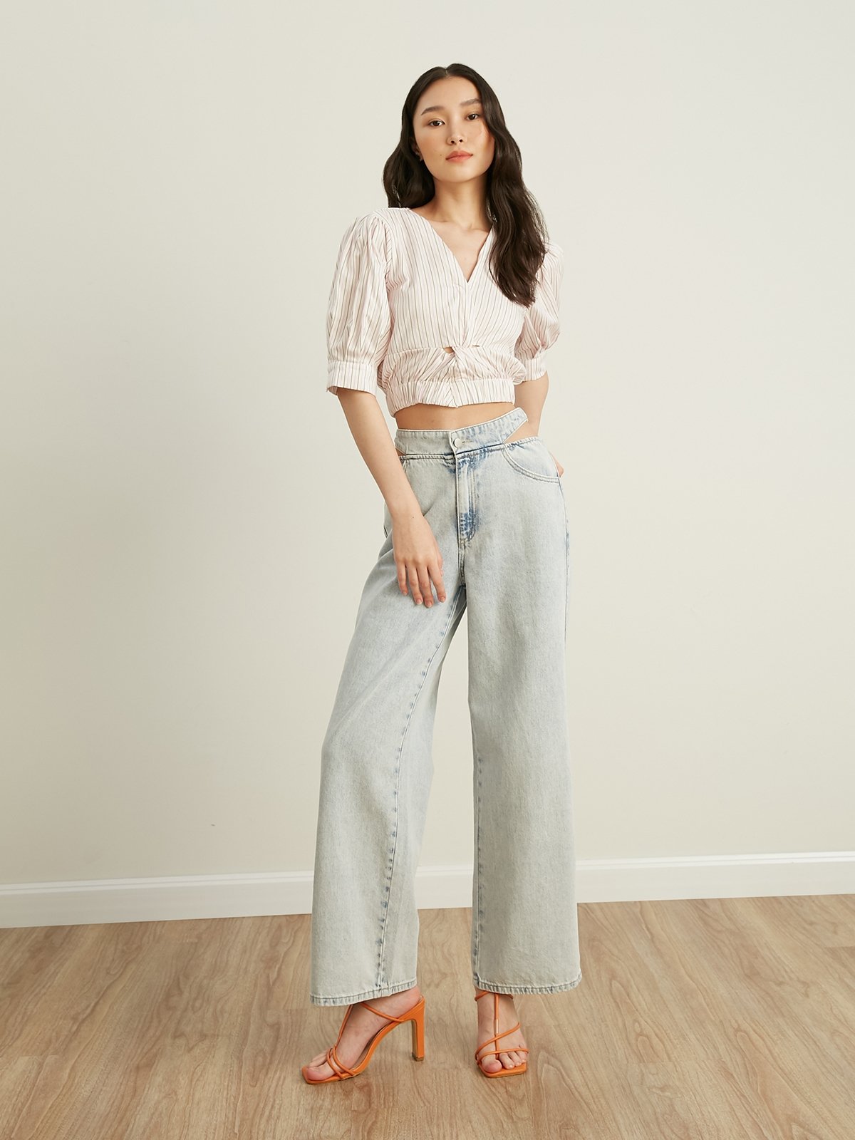 Puffed Sleeve V Neck Blouse White Pomelo Fashion
