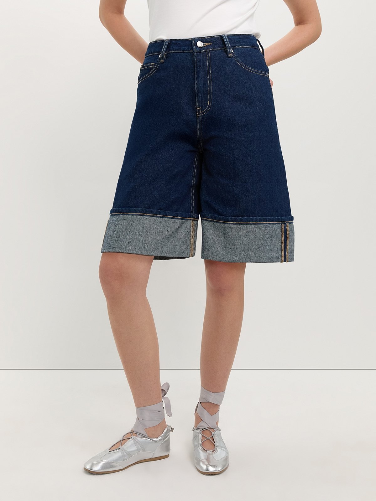 Folded Hem Denim Shorts - Dark Blue - Pomelo Fashion