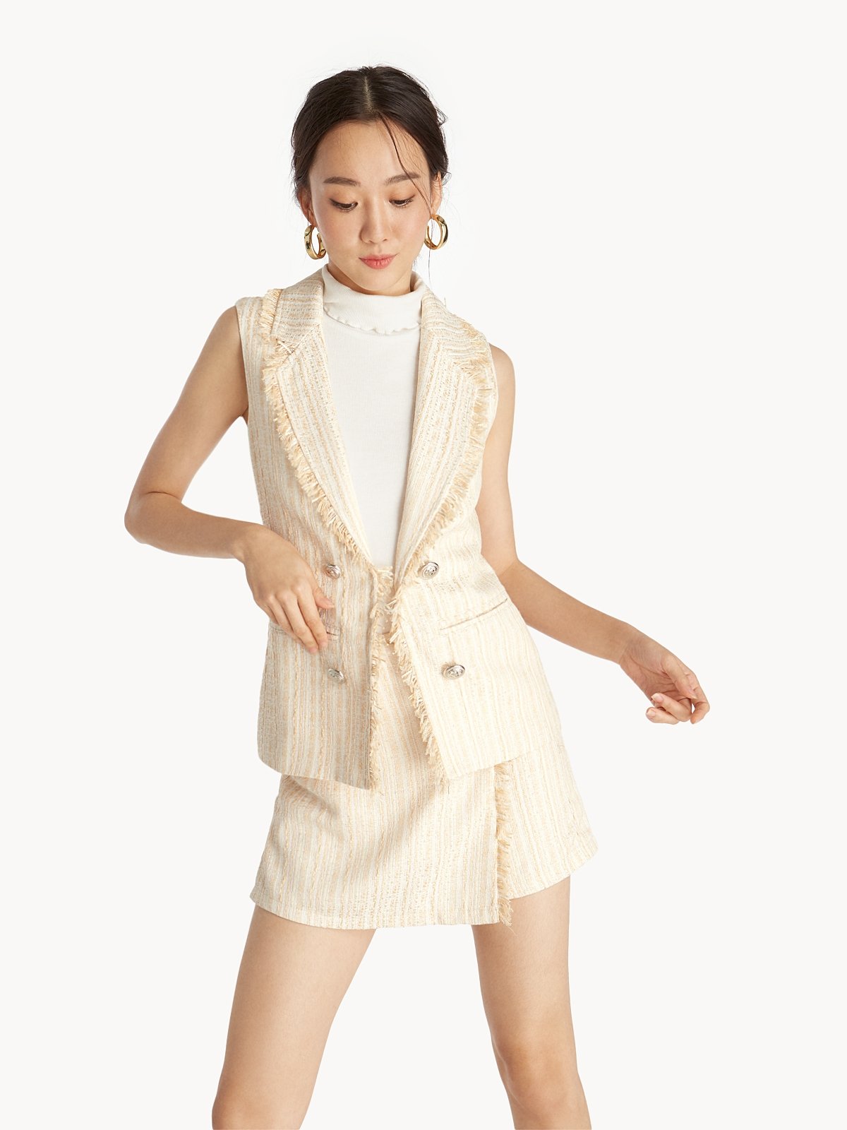 Sleeveless Tweed Buttoned Vest - Cream - Pomelo Fashion