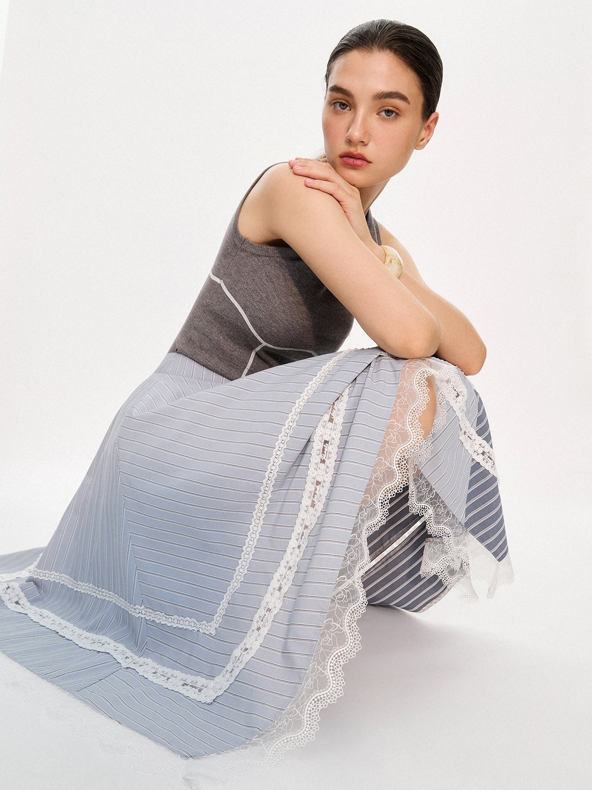 Pomelo. x Janesuda Lace Asymmetric Skirt - Blue - Pomelo Fashion