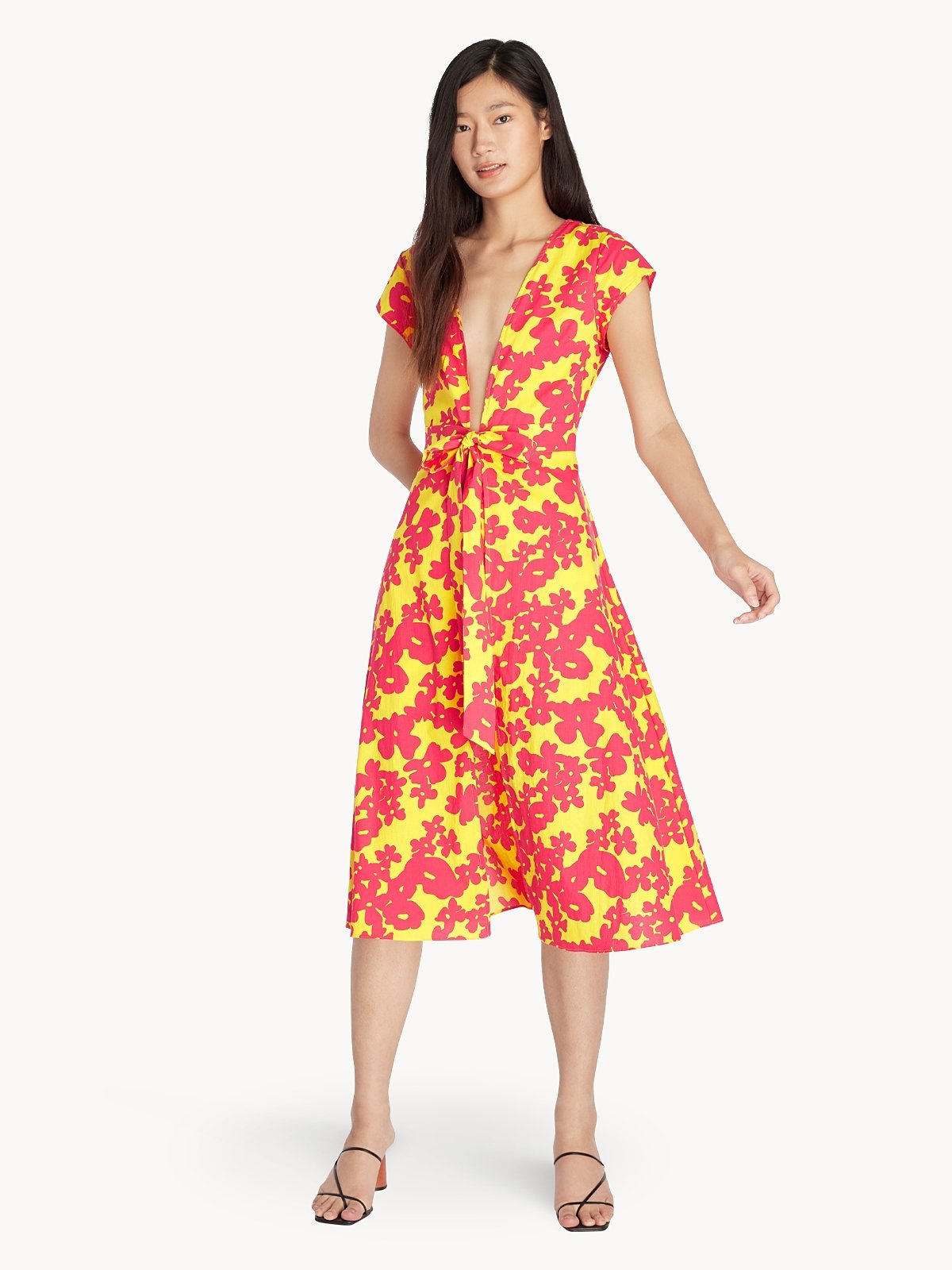 Purpose Low Cut Neck Floral Kimono - Yellow - Pomelo Fashion