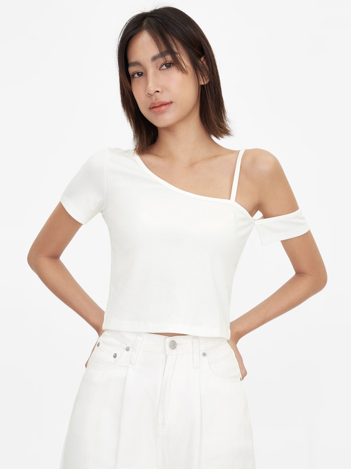 One Shoulder Strap Crop Top - White - Pomelo Fashion