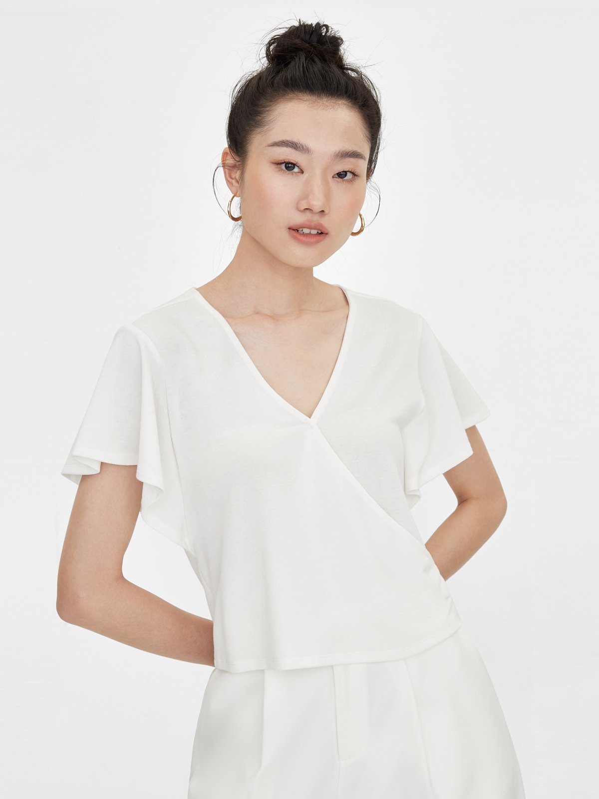 V Neck Flared Short Sleeves Top - White - Pomelo Fashion