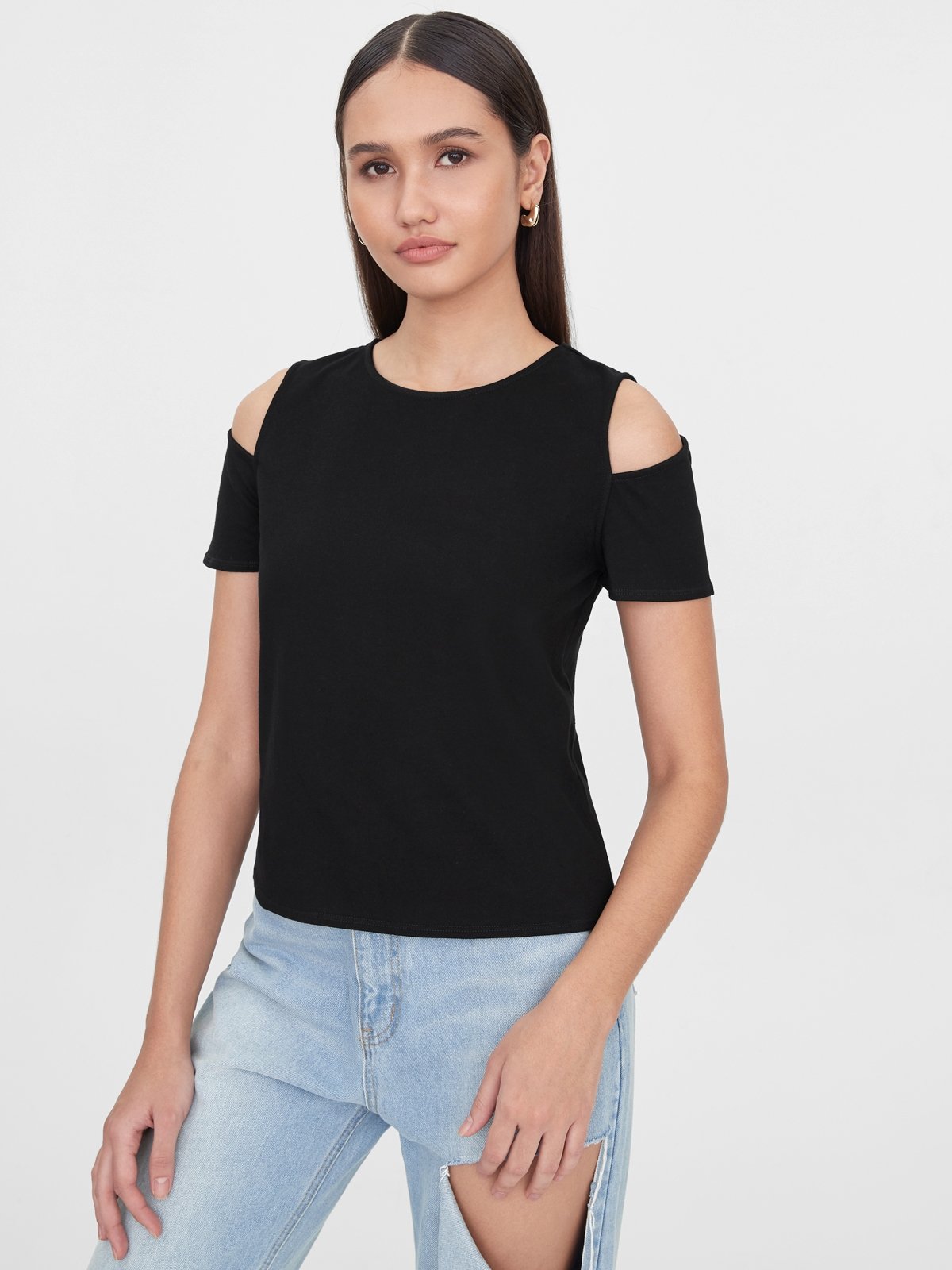 Sustainable Shoulder Cut Out Tee - Black - Pomelo Fashion