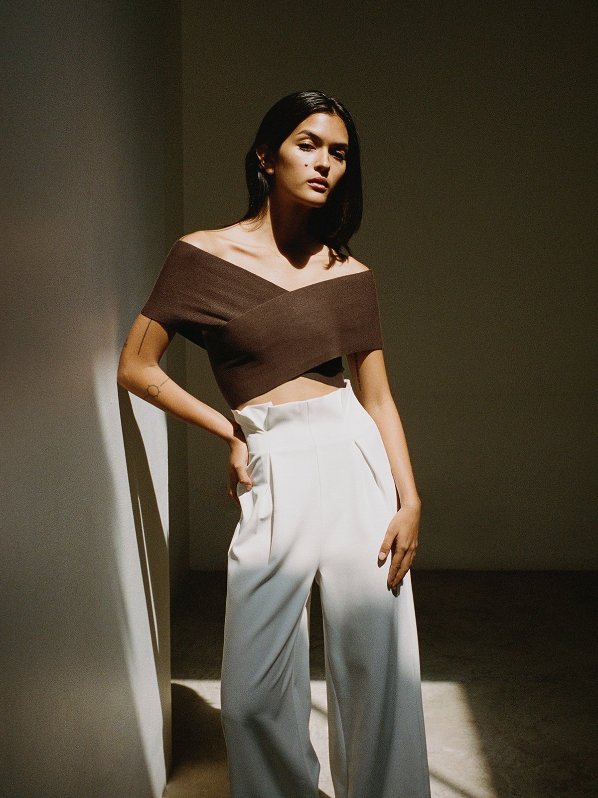 Off Shoulder Cross Style Top - Brown - Pomelo Fashion