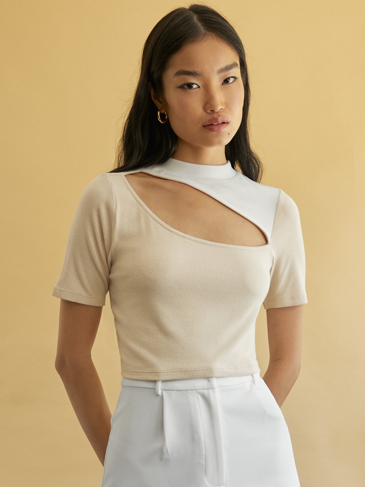 Cutout High Neck Cropped Top - Beige - Pomelo Fashion