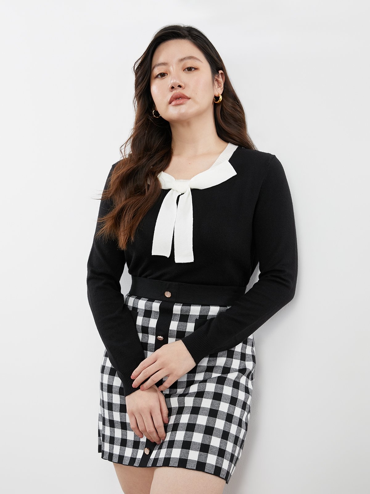 Feminine Bow Neck Blouse - Black - Pomelo Fashion