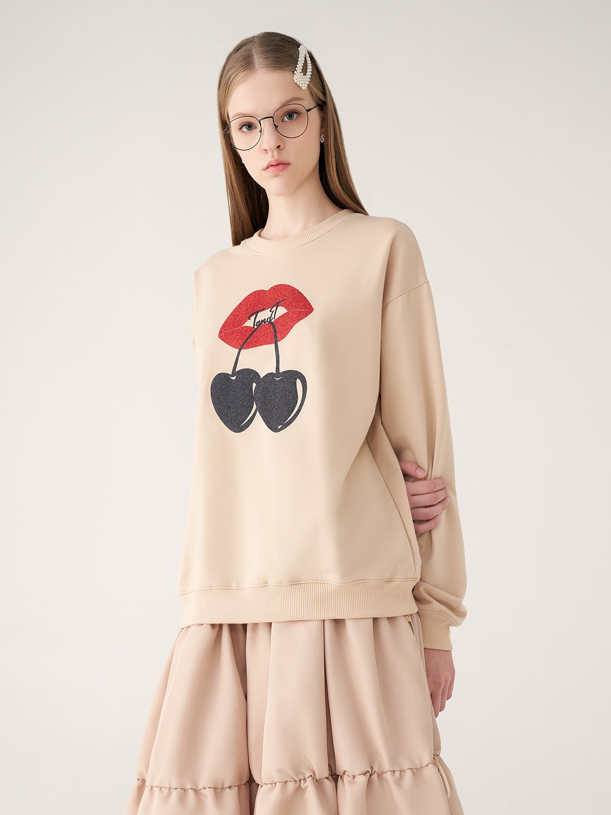 Kiss Me Printed Sweater - Cream - Pomelo Fashion
