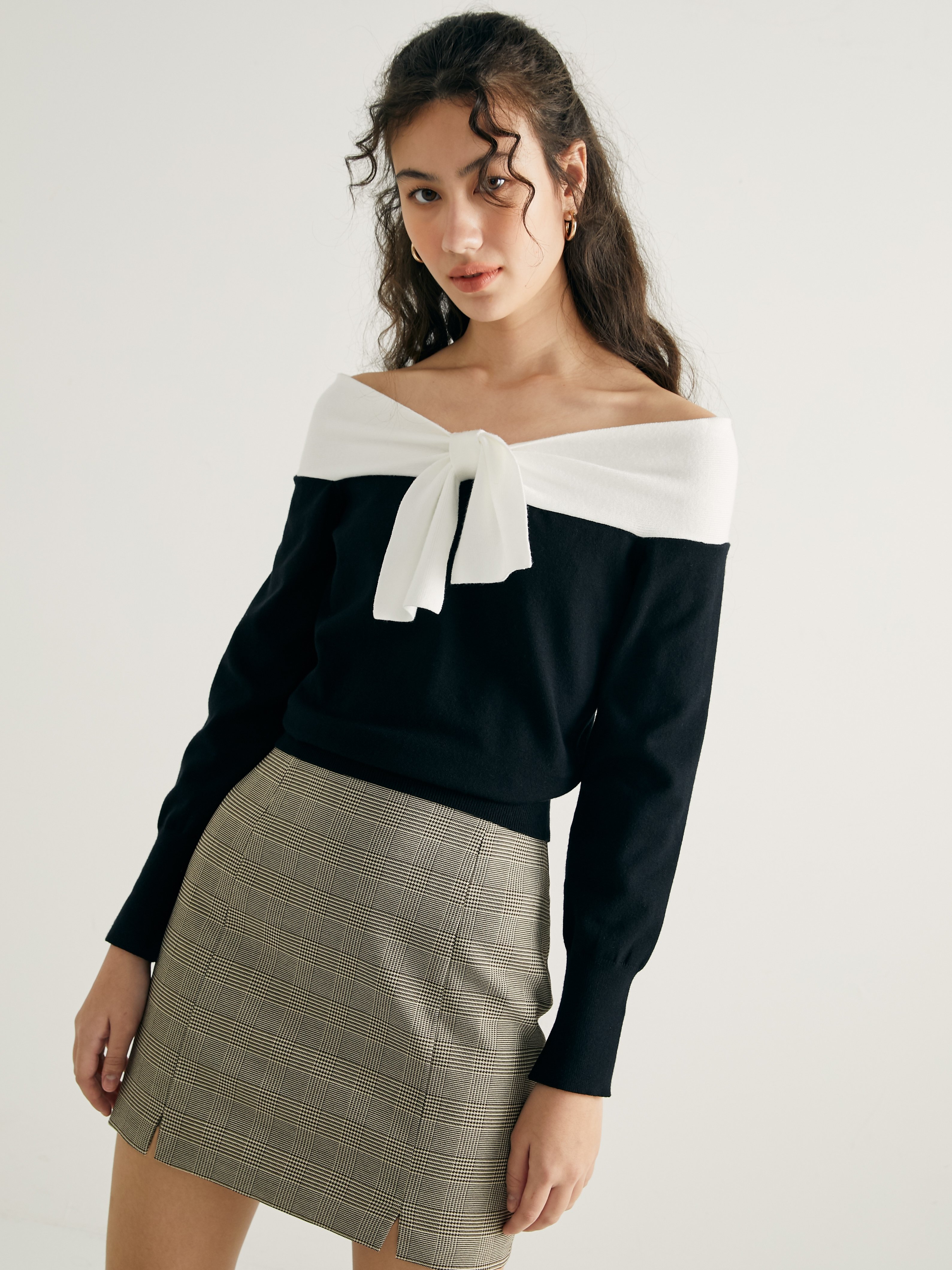 Bow Front Knitted Sweater - Black - Pomelo Fashion