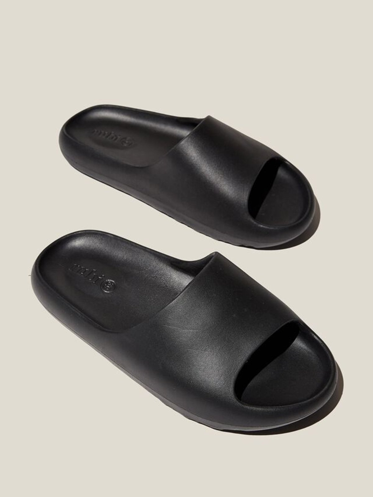 Cabin Moulded Slide - Black - Pomelo Fashion