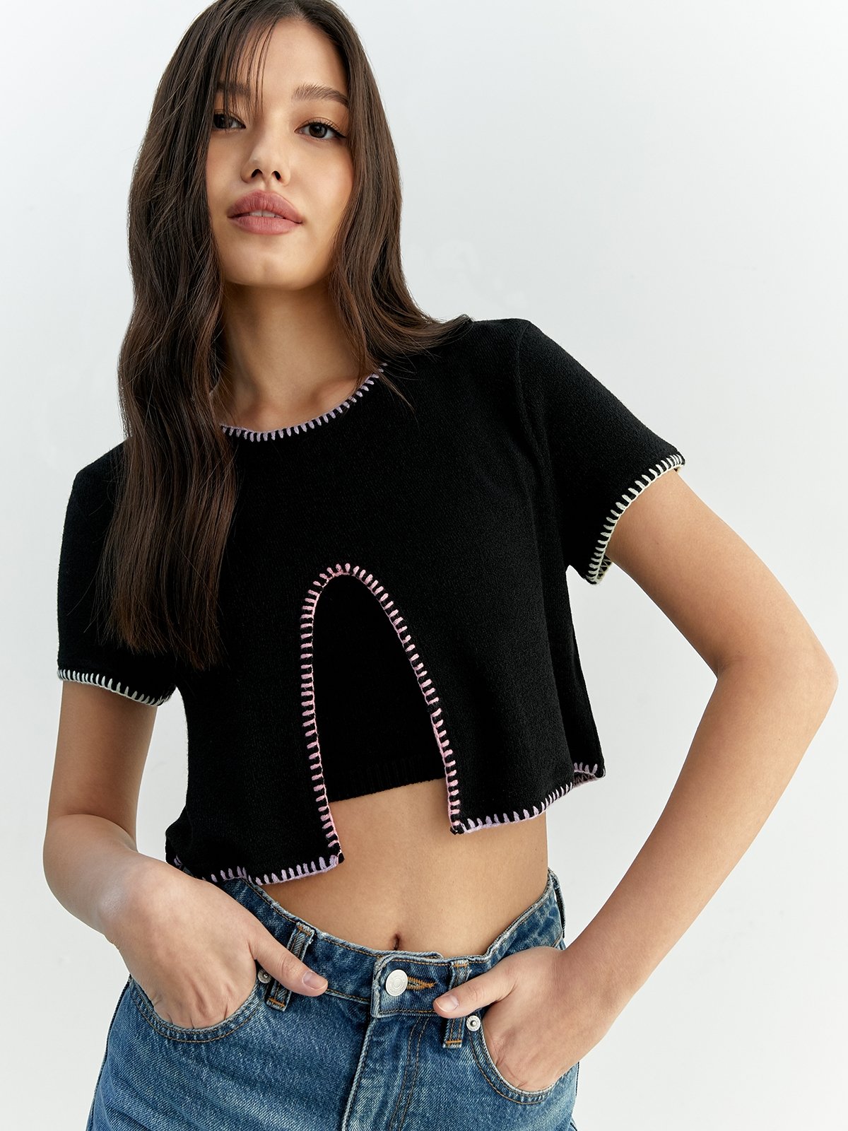Cut Out Detail Crop Top - Black - Pomelo Fashion