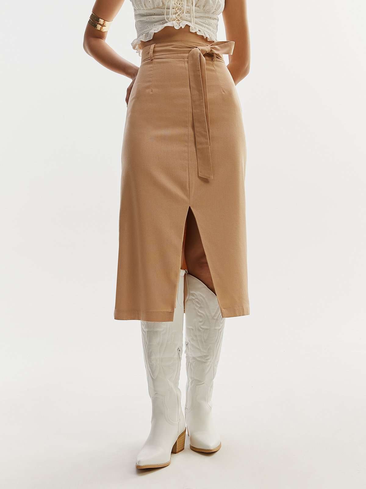 กระโปรงยาวดีเทลผูกโบว์ - สีเบจ - Pomelo Fashion