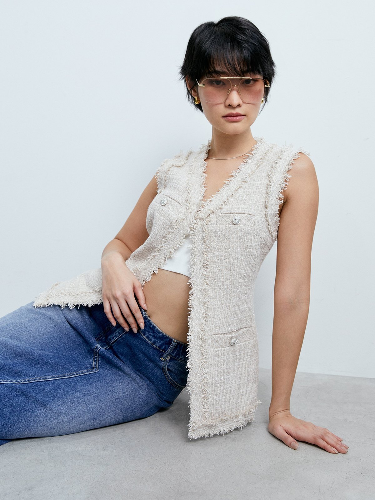 Tweed Frilled Hem Vest - Beige - Pomelo Fashion