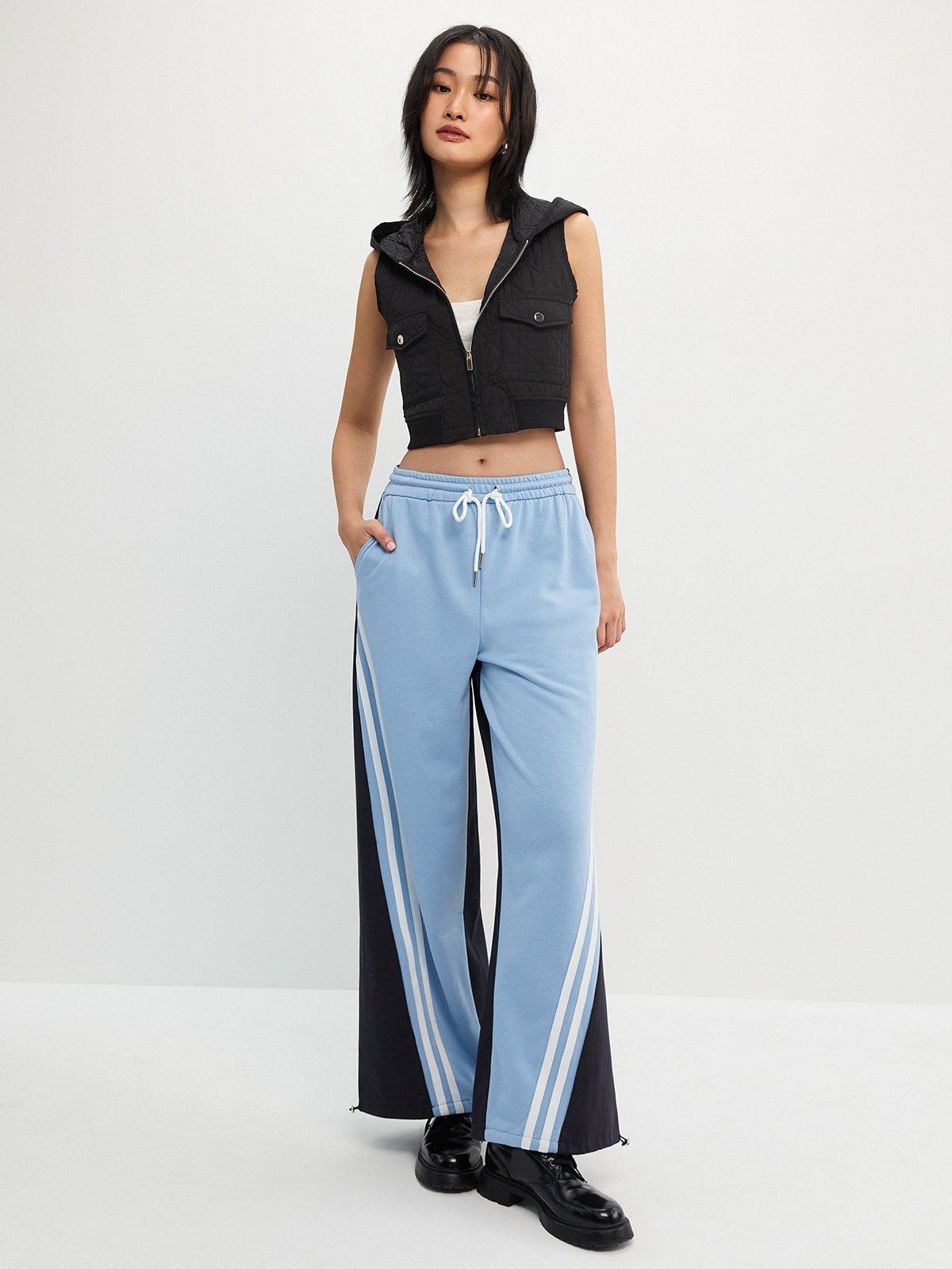 Double-Line Stripe Two Tone Sweatpants - Navy - Pomelo Fashion