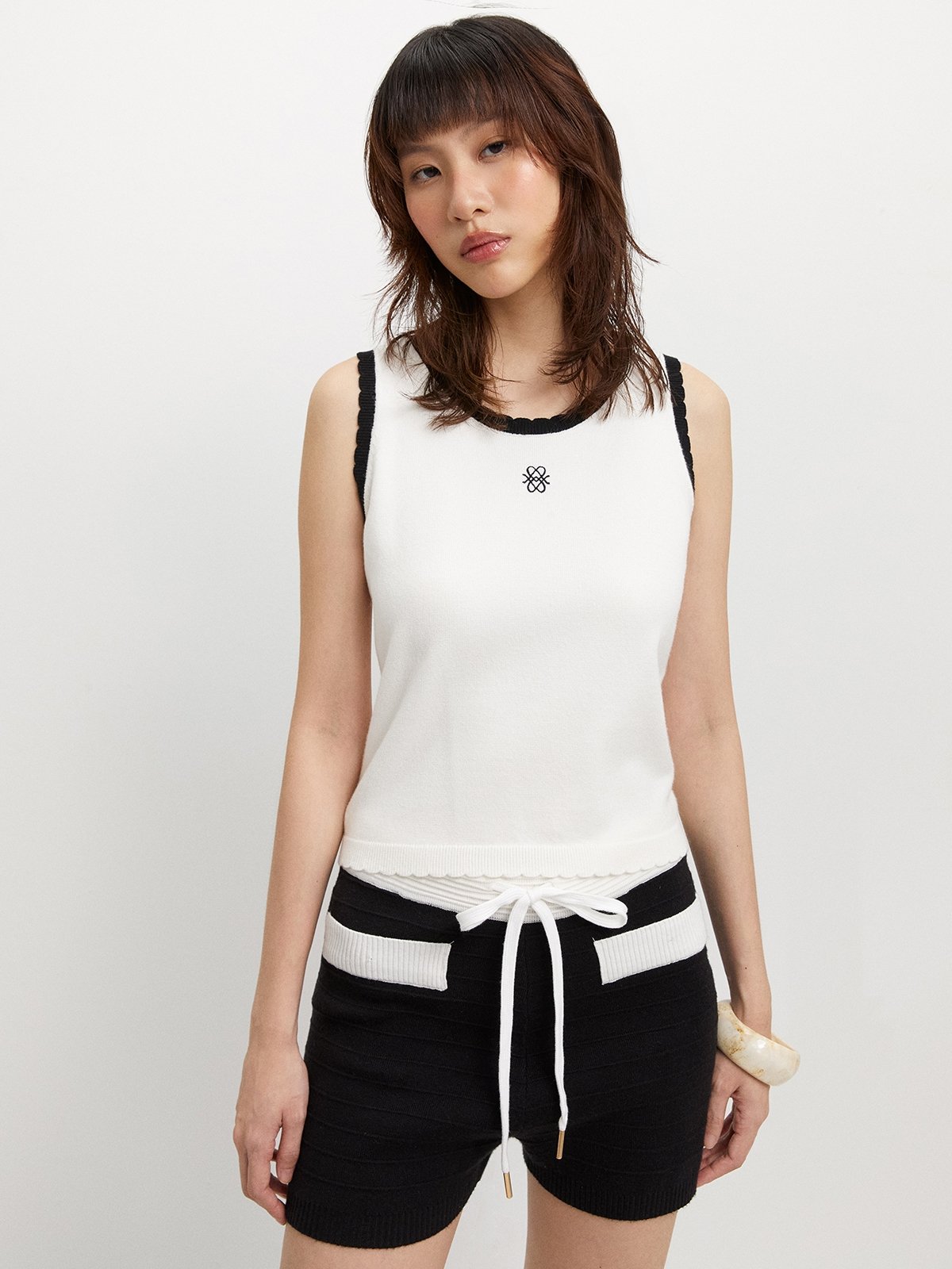 Embroidered Logo Knit Top - White - Pomelo Fashion